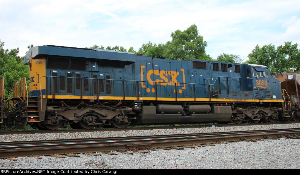 CSXT 3090 on Q409-23